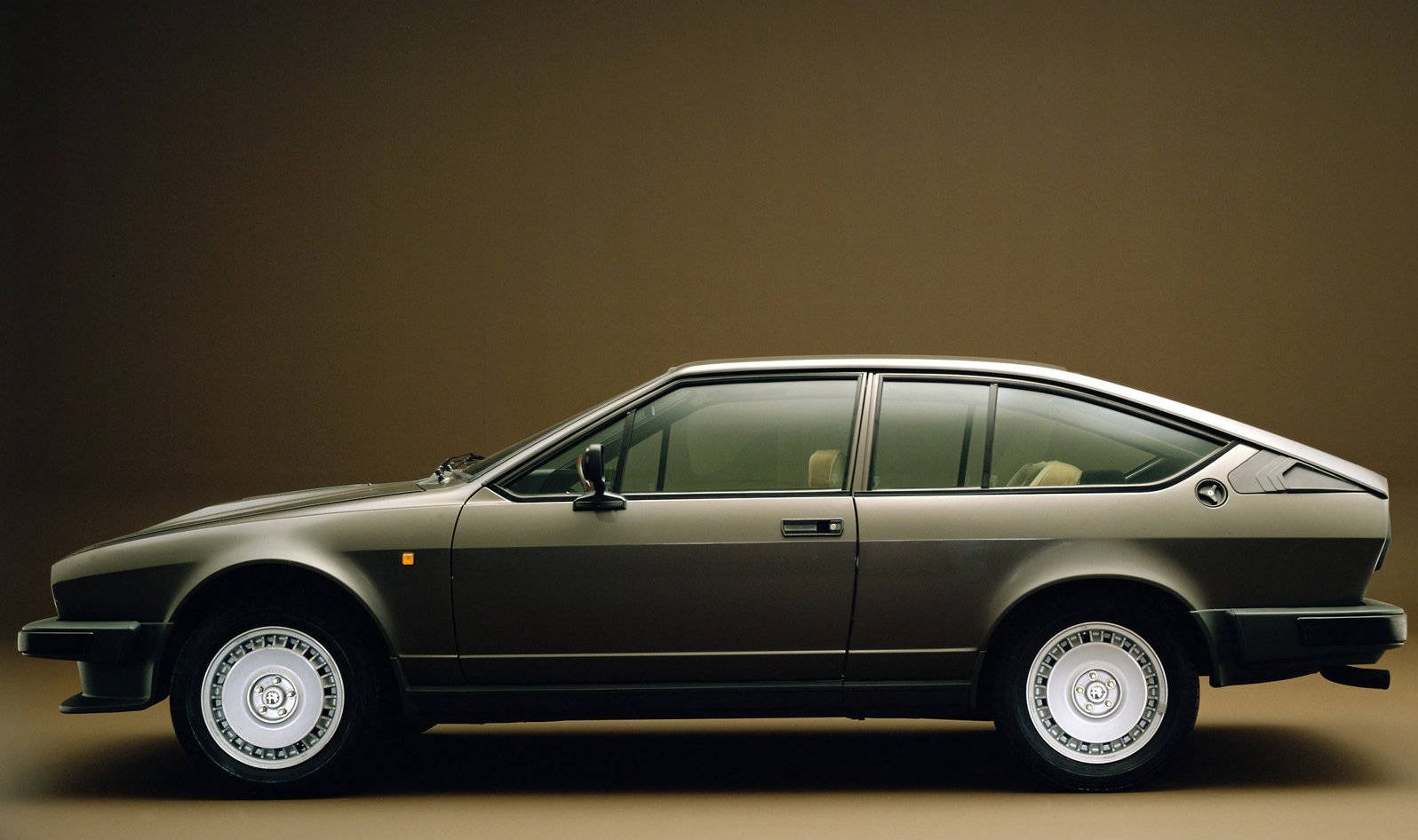 Alfa Romeo GTV technical specifications and fuel economy